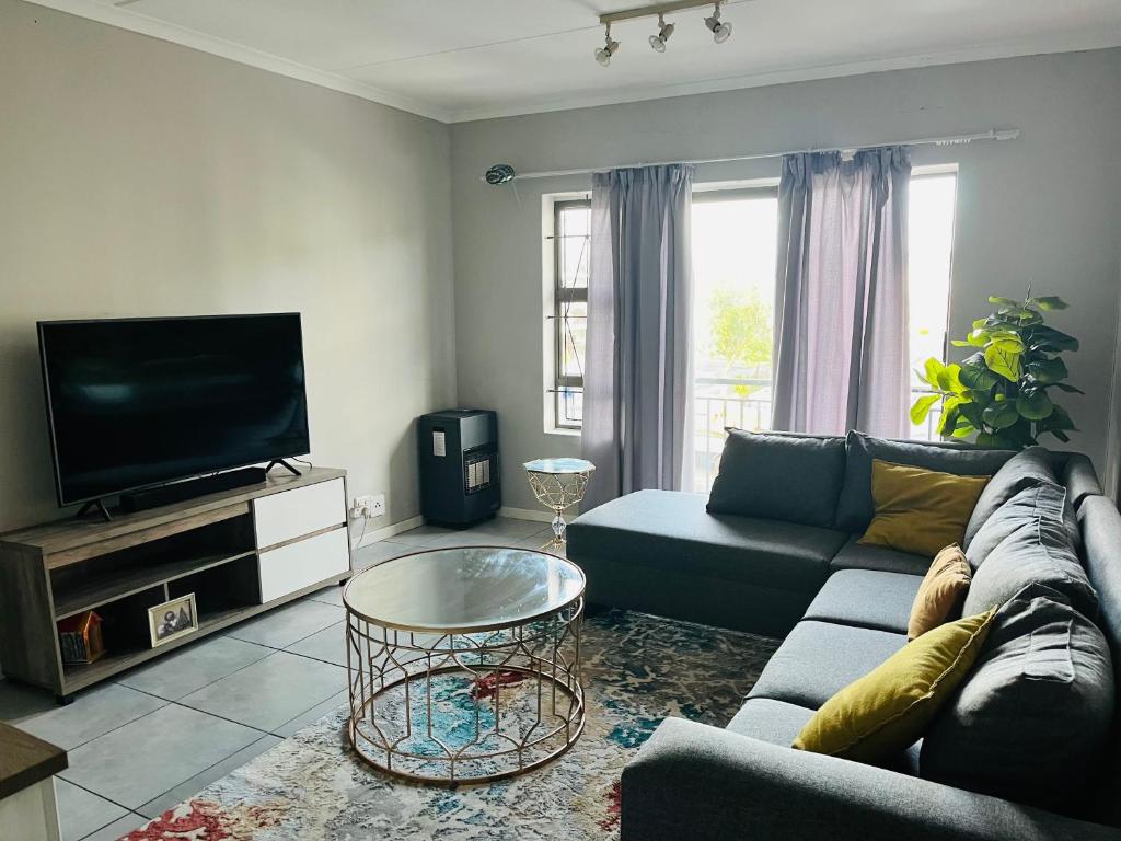 Ashwood mews, Cape Town (updated prices 2026)