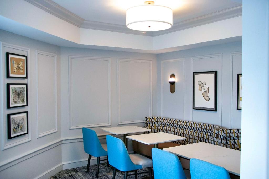 Hilton Madison Monona Terrace, Madison (updated prices 2025)