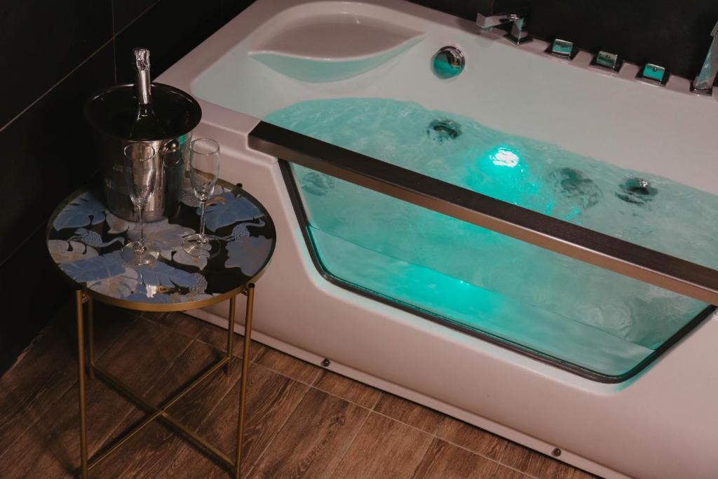 PLAN Deluxe Hydro Suite Niš, centar, free parking, Niš (aktualisierte ...