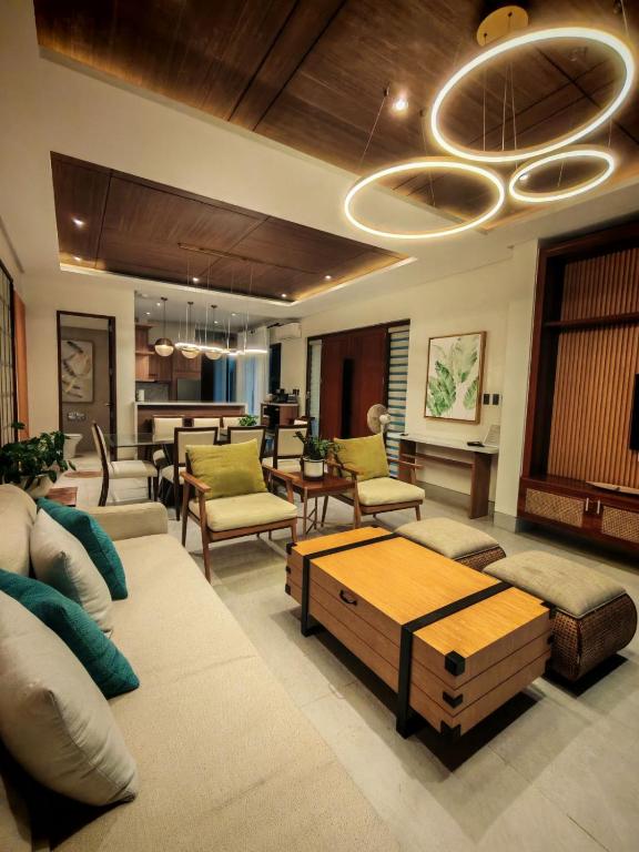 Seabliss Beach Resort, Lian (updated prices 2026)