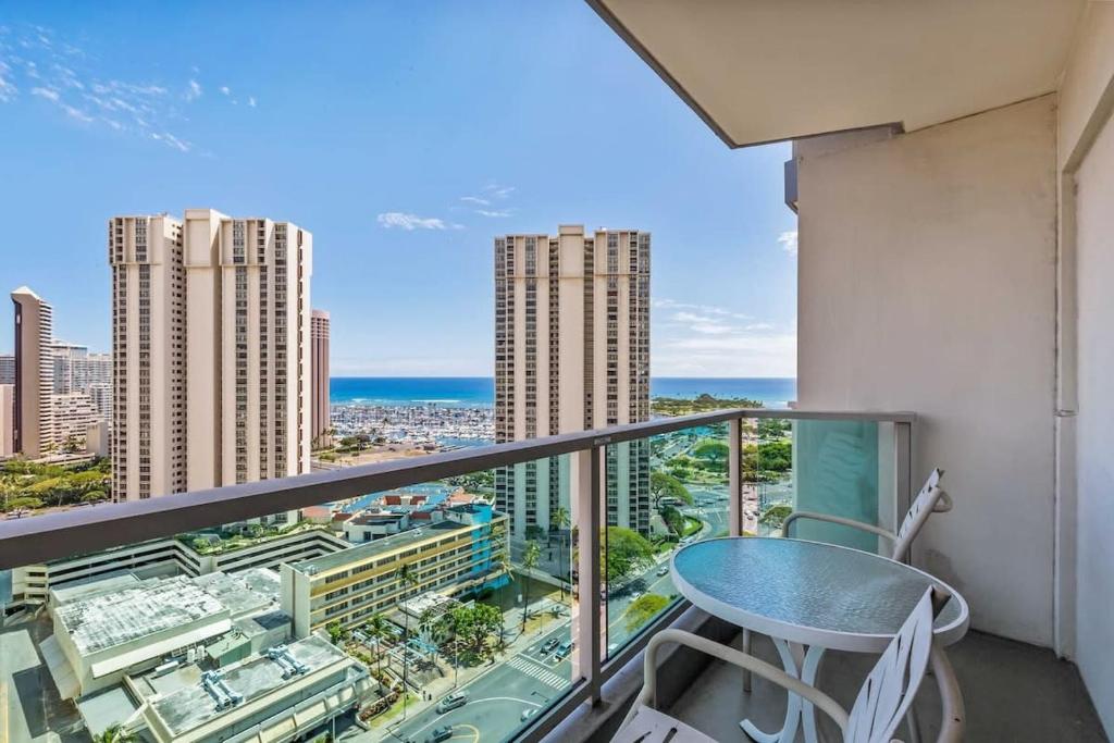 Beautiful Ala Moana Condo Hotel 1212（ホノルル）：（最新料金：2025年）