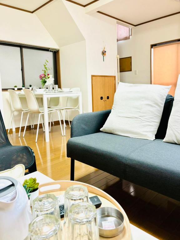 Holiday Akabane House - A Traditional Japanese House in Tokyo, with ...