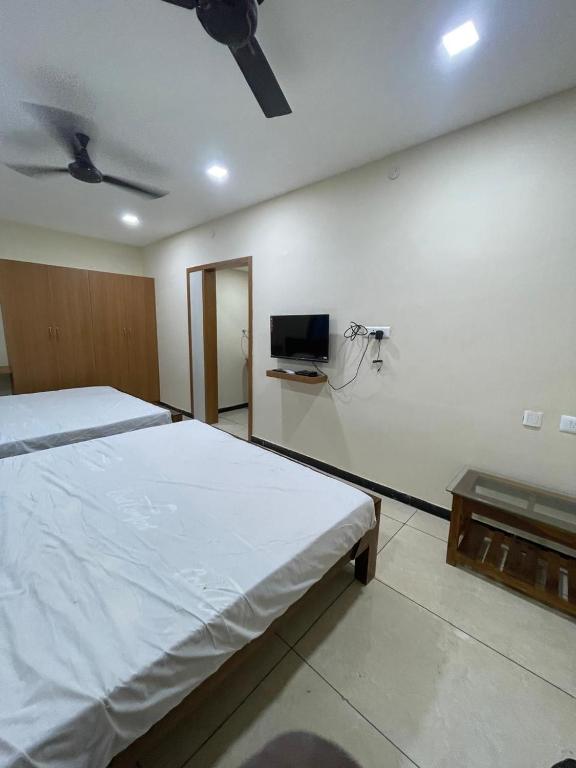 poorani grand, Arantāngi (updated prices 2025)