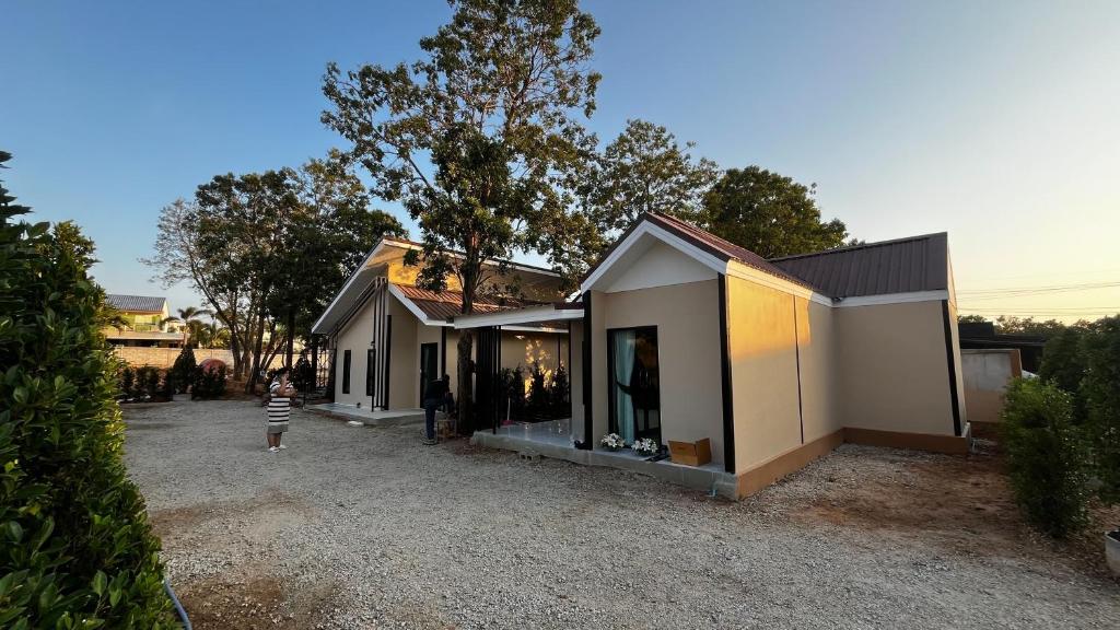 Eastern View Resort and Pool Villa, Ban Tao Than (updated prices 2026)