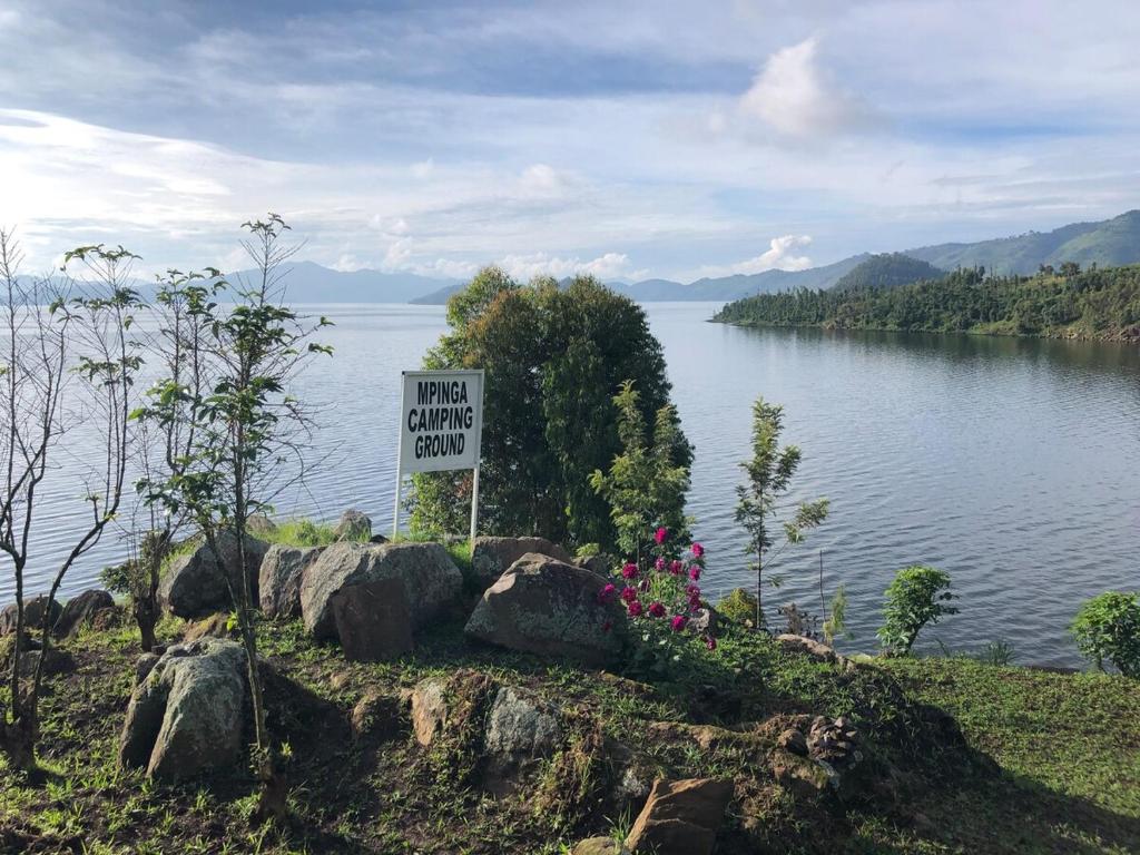 A small house on Burera Lake, Kigali (updated prices 2025)