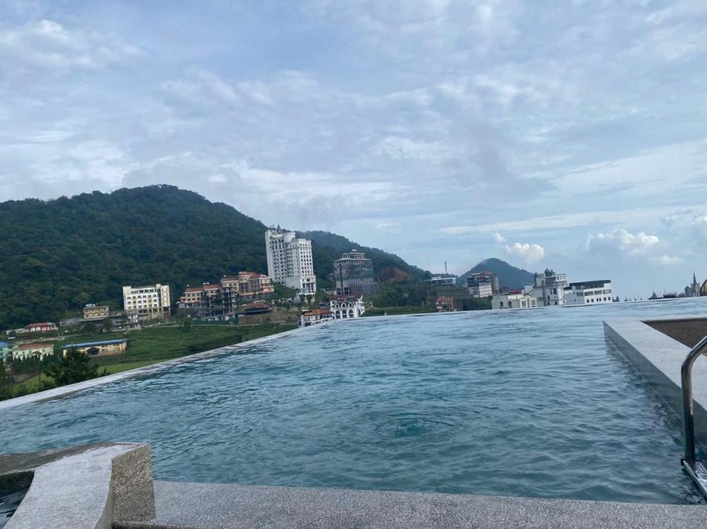 The Gold House, Tam Ðảo (updated prices 2025)