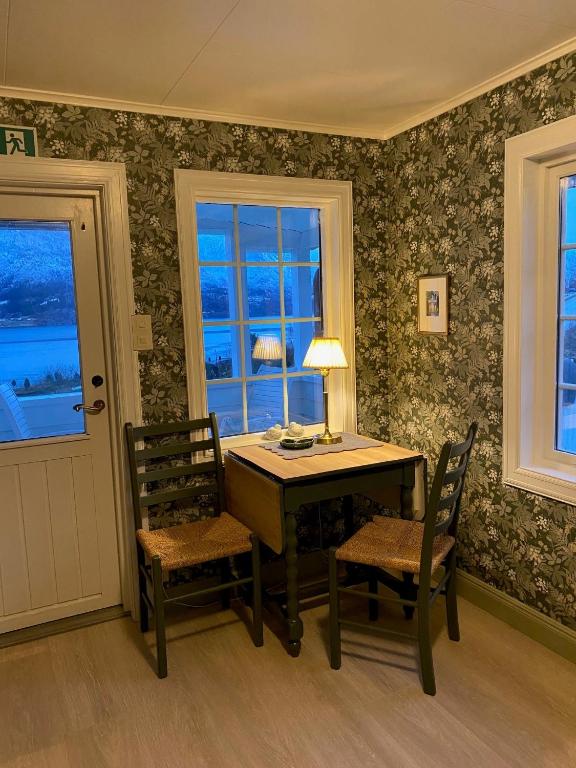 Nes Gard, Høyheimsvik (updated prices 2025)