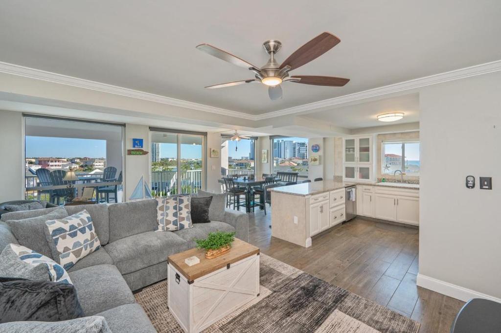 3051 Shoreline Towers -2 Free 4-Hr Pontoon with 7+ nights, Destin ...