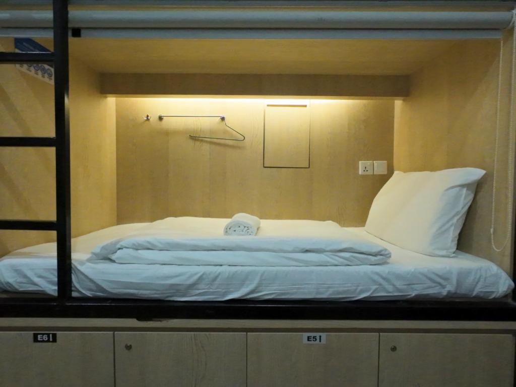 The Room @ Bugis, Singapore (updated prices 2026)