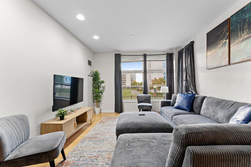 Beautiful 2BR in Southend Boston, Boston (updated prices 2025)