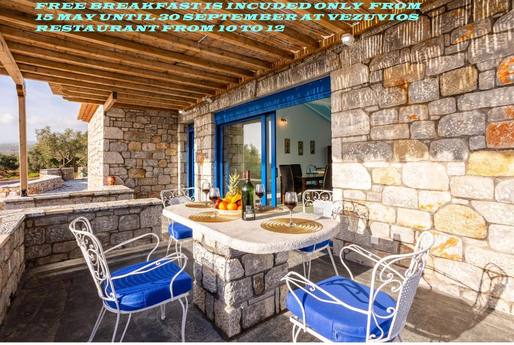 MANI HOLIDAY HOUSE, Kotrónion (updated prices 2026)