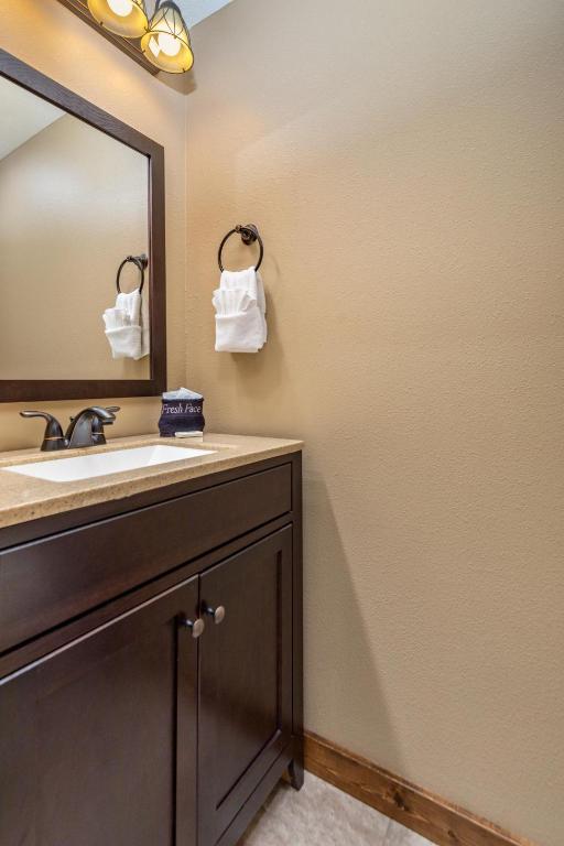 Village At Indian Point Lodge 14 Unit 6, Branson (updated prices 2025)