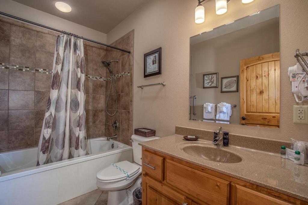 Village At Indian Point Lodge 15 Unit 5, Branson (precios actualizados ...