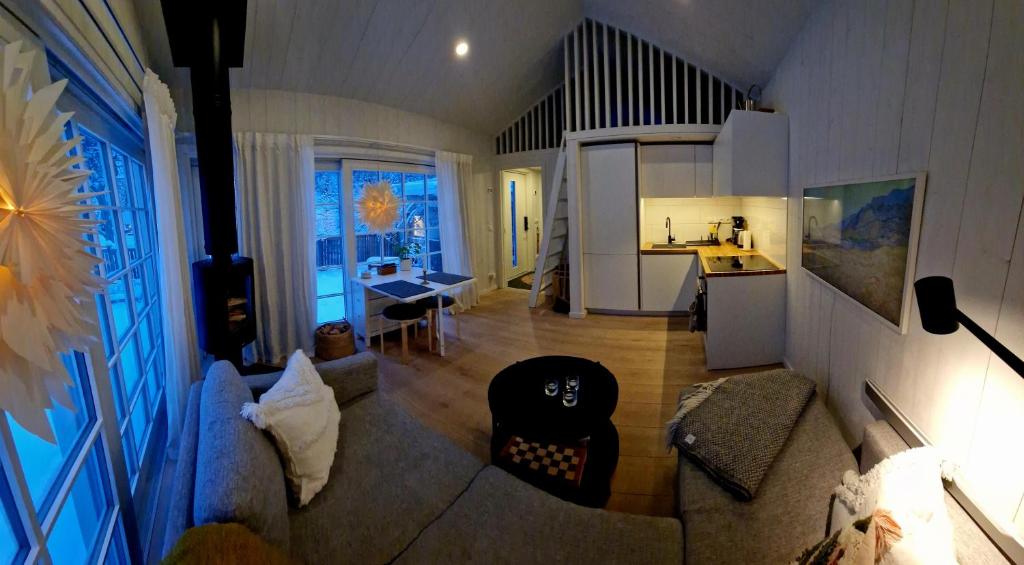 Charmant hus med bastu och braskamin, Alingsås (aktualisierte Preise ...