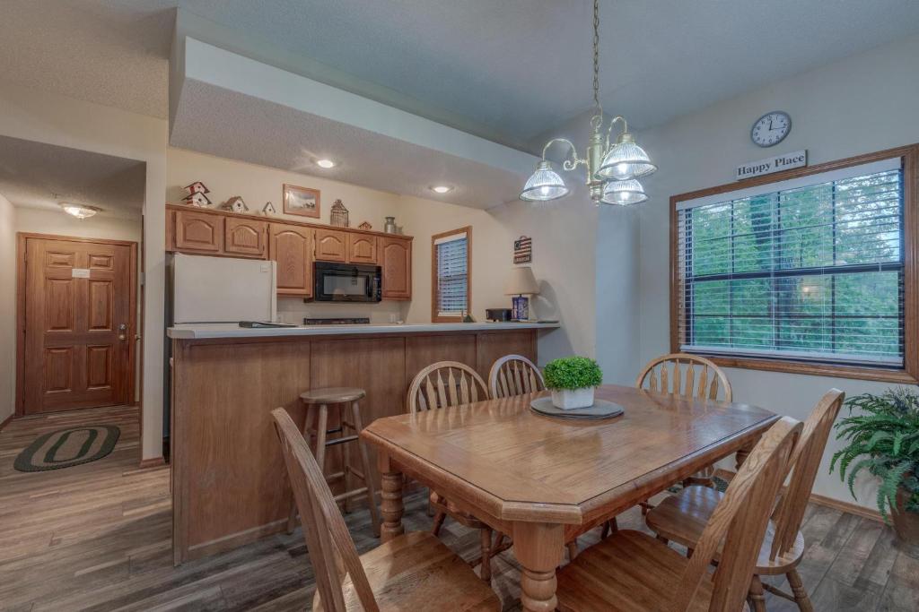 Village At Indian Point Lodge 9 Unit 1 Pet Friendly, Branson (updated ...