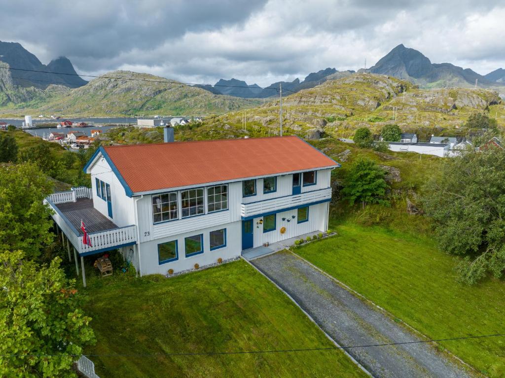 Sundet Lofoten - fjell- og havutsikt, Ramberg (updated prices 2025)