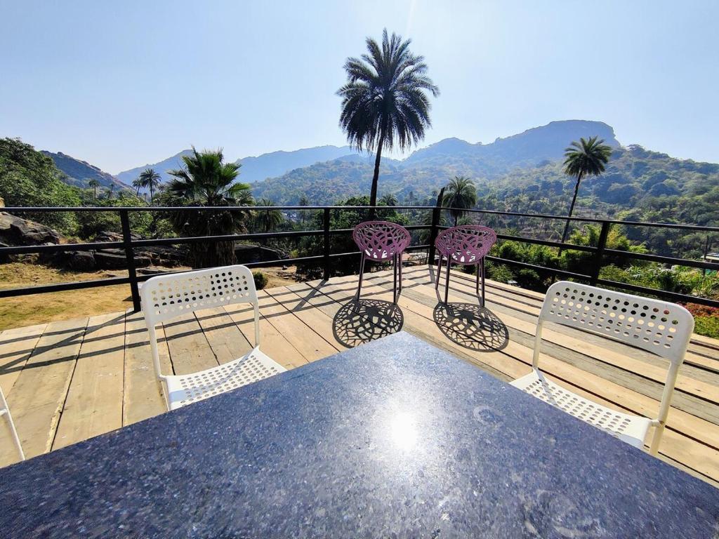 2BHK Cliff Side Villa, Mount Ābu (updated prices 2026)