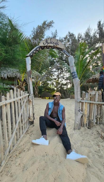 Nyabinghii, Abene (updated prices 2025)