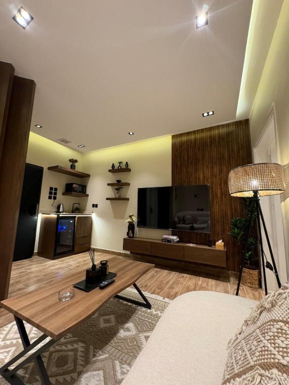 Peaceful 1-Bedroom Apartment with a Stylish Lounge, Riyadh (updated ...