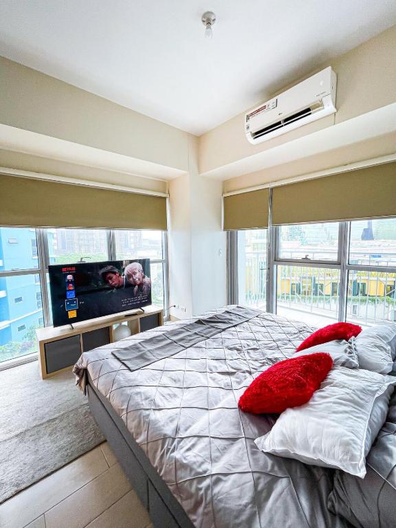 Luxury 2BR Corner near Solaire & Okada II Sunset, Manila (updated ...
