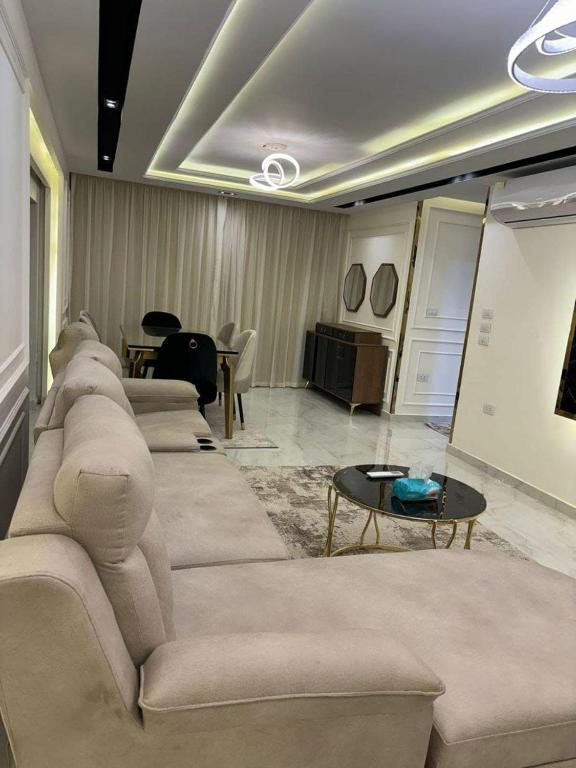 modern 2025, Kairas (atnaujintos 2025 m. kainos)