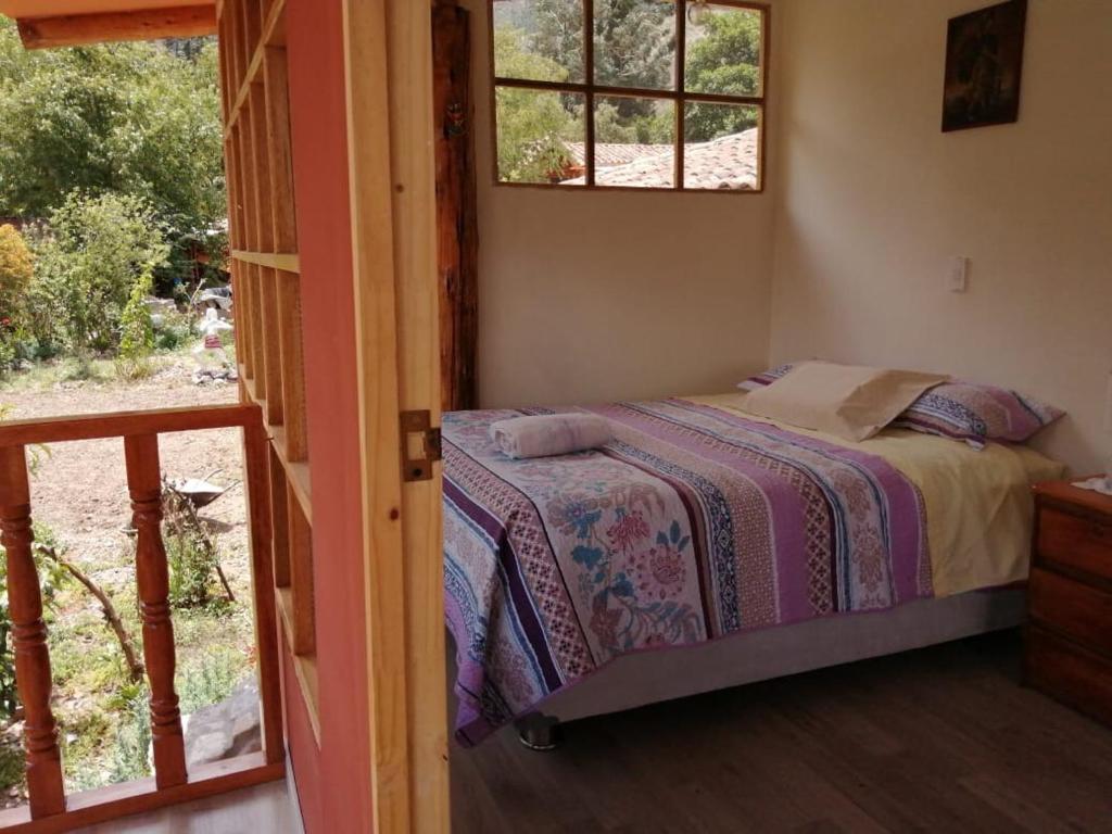 Cheerful little cottage, with a grill and campfire area, Pachar ...