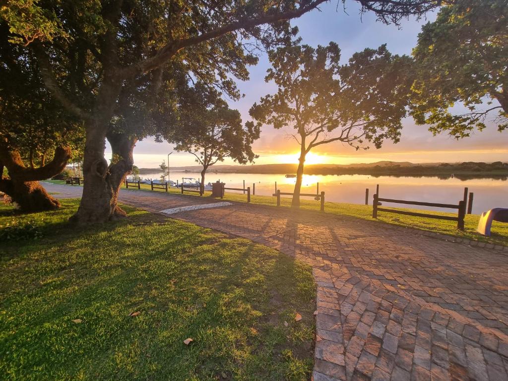 Keurbooms River, San Marino Estate, River Front, Keurboomstrand ...