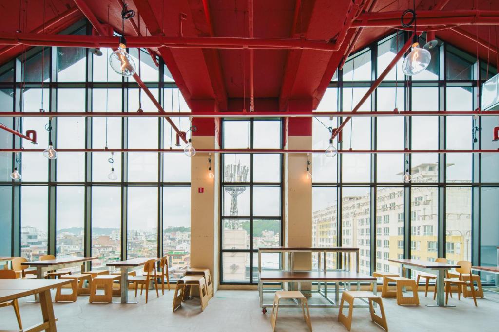 Local Stitch Creator Town Seogyo, Seoul (updated prices 2025)