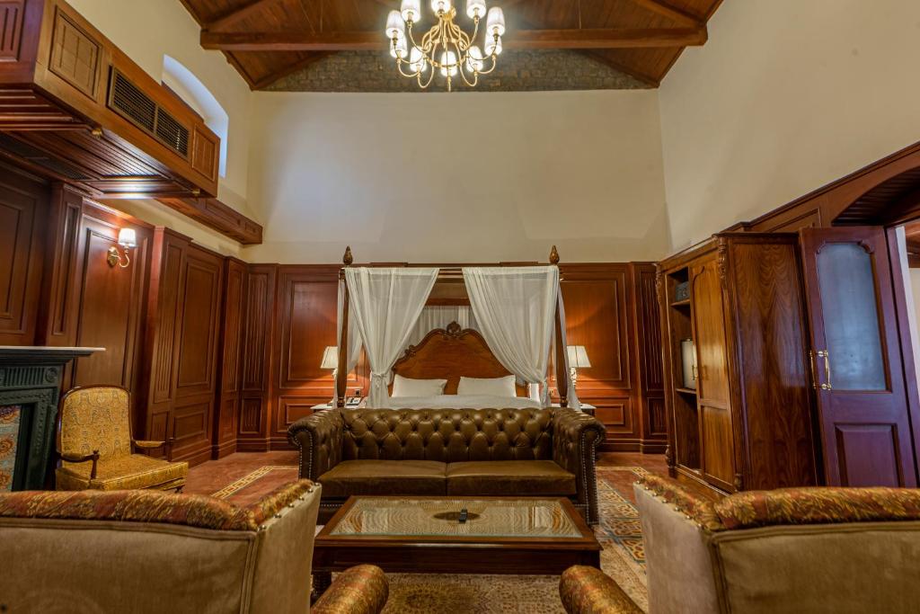 Cecil by Pearl Continental, Murree (updated prices 2025)