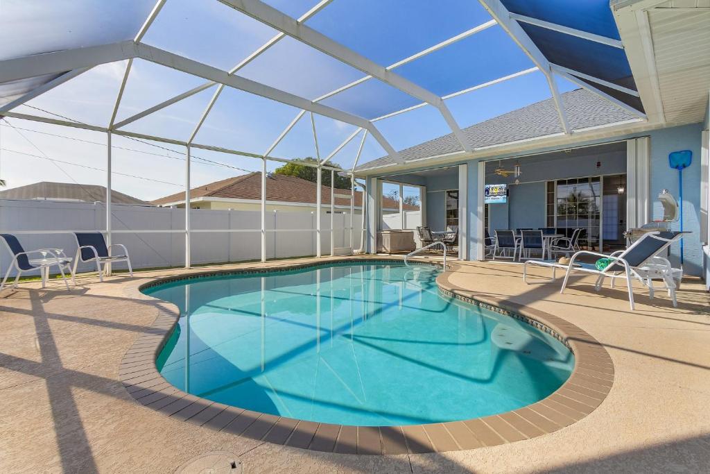 Heated Pool, Game Room with Pool Table, Ping-Pong - Paradise on 8th ...