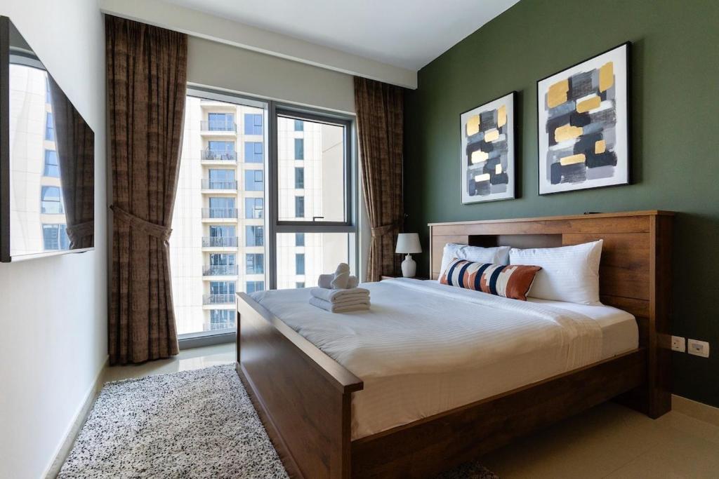 Harbour Views Tower l High Floor l Next to Park l Fits 2, Dubai ...