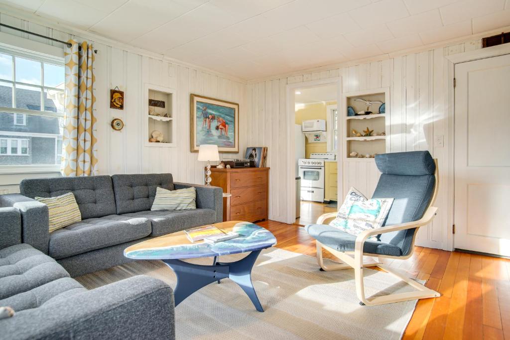 Walk to Monument Beach Cape Cod Cottage with Grill, Bourne (updated ...