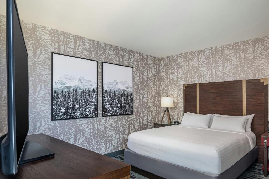 Gaylord Rockies Resort & Convention Center, Aurora (updated prices 2025)