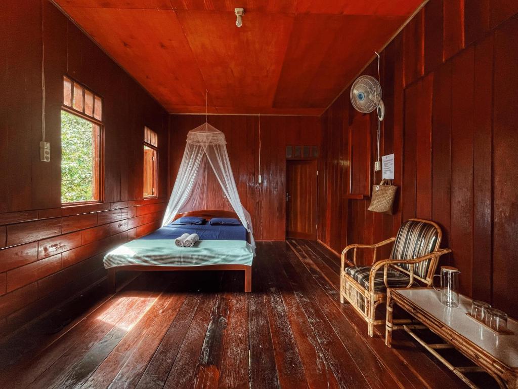 Isyo Lodge Papua, Benyom (updated prices 2025)