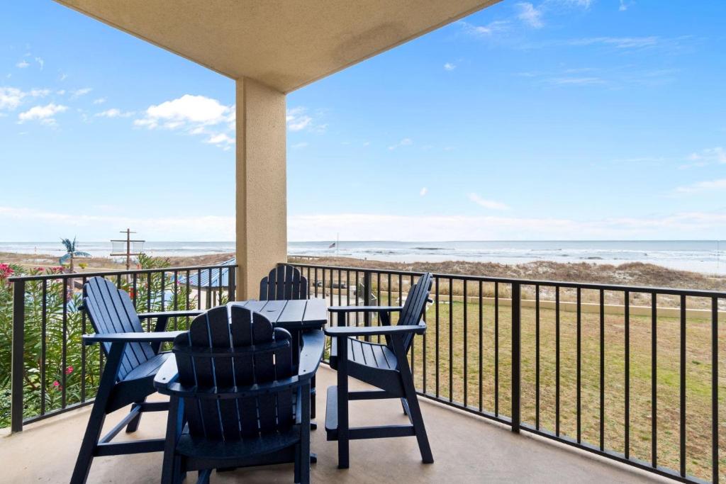 Phoenix V 102, Orange Beach (updated prices 2026)