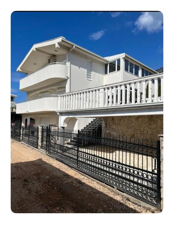 Mayura Apartmani, Bar, Susanj (updated prices 2025)