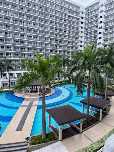 E&B Staycation Shell Residences MOA, Manila (updated prices 2025)