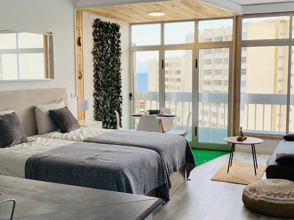 Lovely Studio Apartment with Sea View in Praia da Rocha, Portimão ...