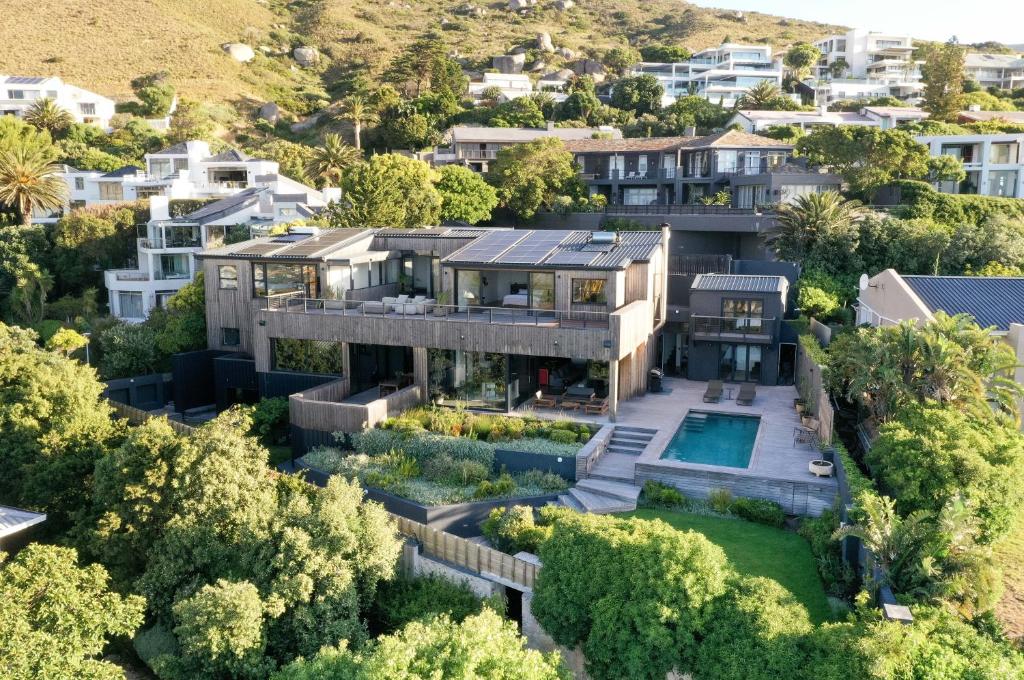 Iroko Villa Llandudno - contemporary luxury, Cape Town (updated prices ...