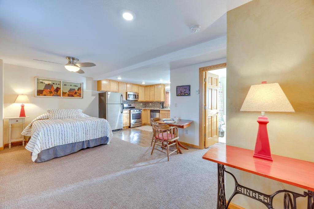 Walk to Attractions Manitou Springs Studio, Manitou Springs (updated ...