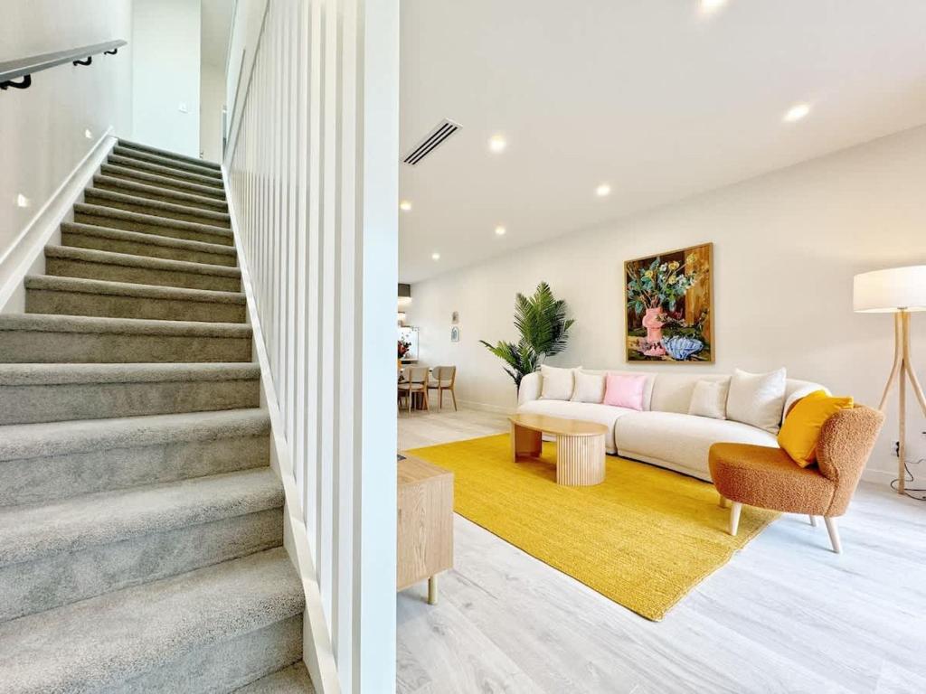 A Home Away From Home - Luxury 4Beds ASB Showgrounds & Cornwall Park ...