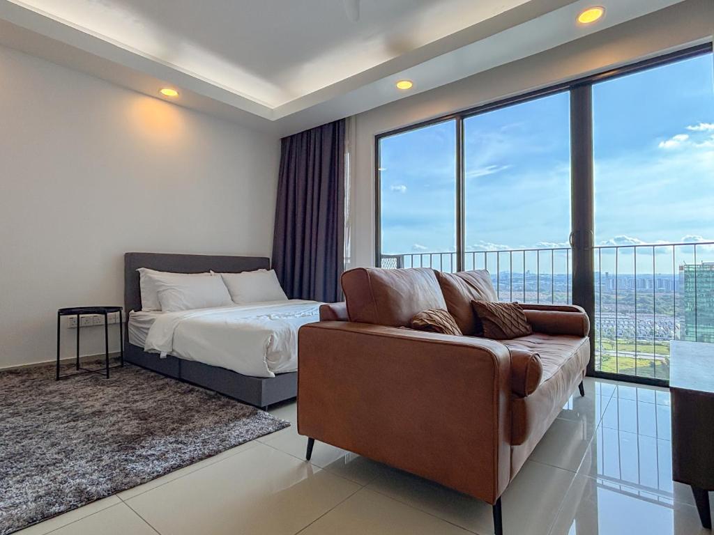 Trefoil Homestay by Facehome, SCCC, Setia Alam, Shah Alam (updated ...