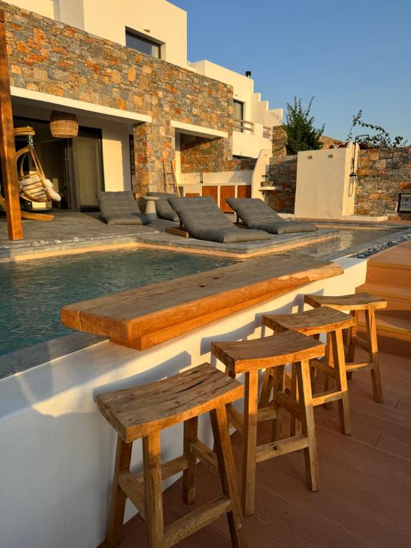 The Nine Graces- Villa Liv, Stunning views, Pool, Kastraki (updated ...