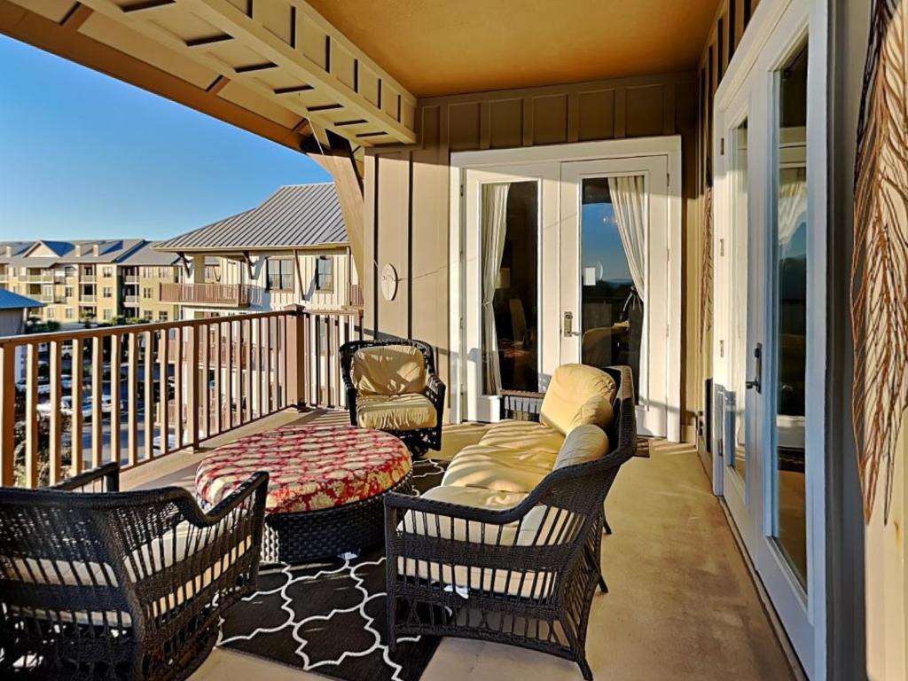 Redfish Village M2 423, Blue Mountain Beach (updated prices 2025)