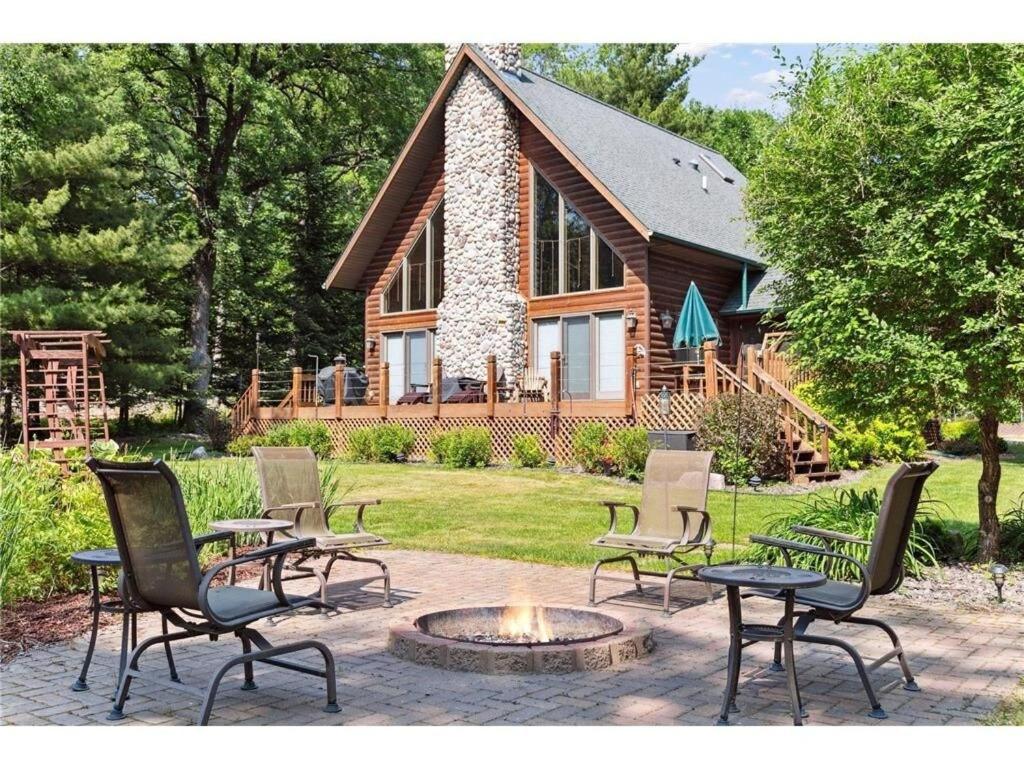 Yellow Lake Sunset Cabin, Webster (updated prices 2026)