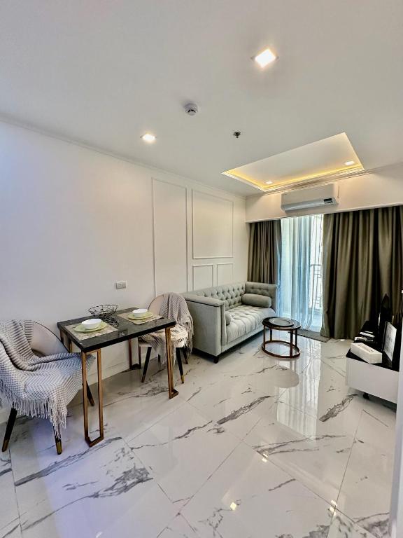 The Empire Tower Pattaya 218 - luxury 1 bedroom near the sea, Jomtien ...