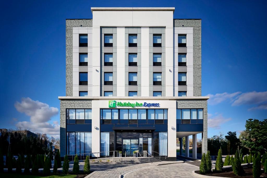Holiday Inn Express Hamilton - Upper James by IHG, Hamilton (updated ...