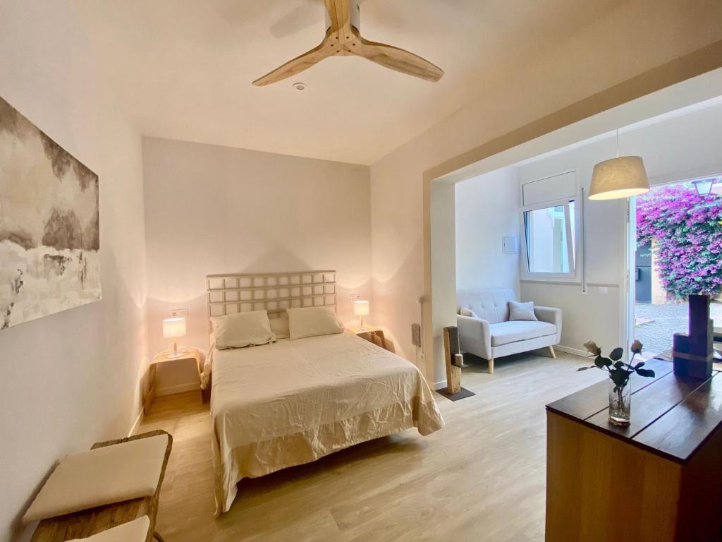 Ca la Marieta, Tiana (updated prices 2025)