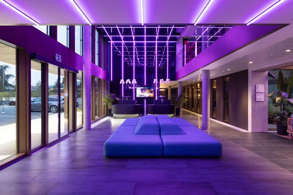 YOTEL Geneva Lake, Founex (updated prices 2025)