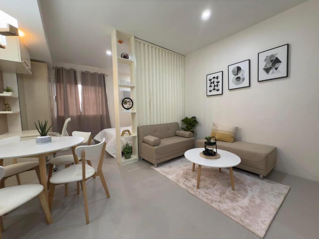 CRML Rentals Studio-Type Unit, Davao City (updated prices 2025)
